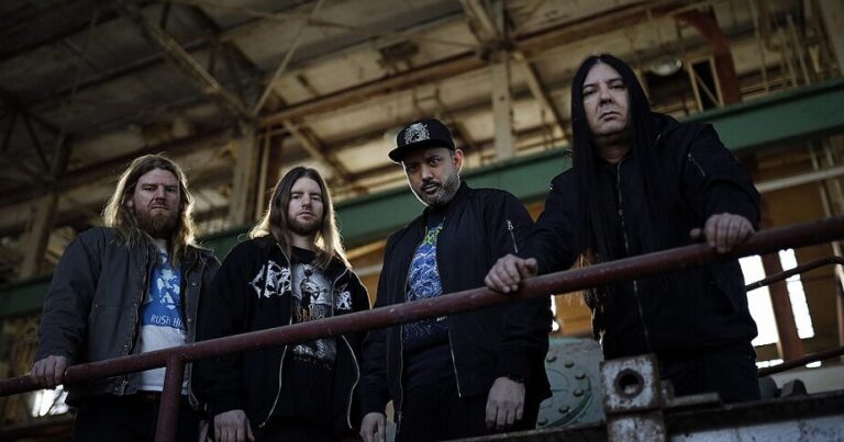 ULTIMATE METAL & ROCK | DEVOURMENTとは？ブルータル・デスメタルの限界を超えた異端バンドを解説！